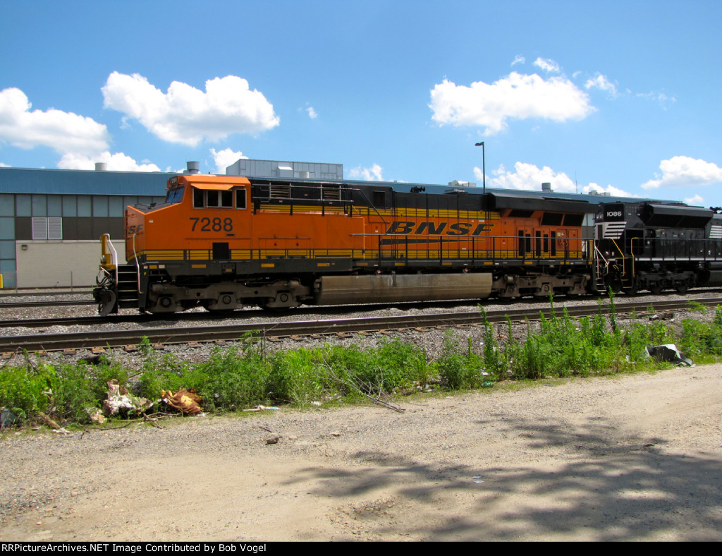 BNSF 7288